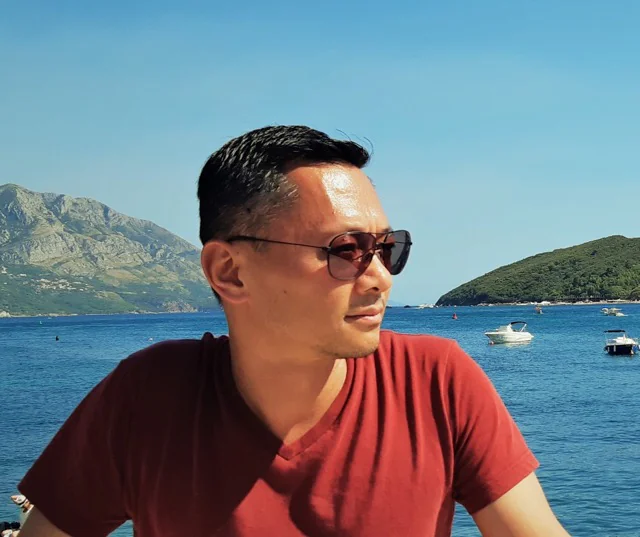 Nomadmania Envoy Programme - NomadMania